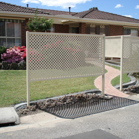 Freestanding Feature Screen Kits – Screenline Systems
